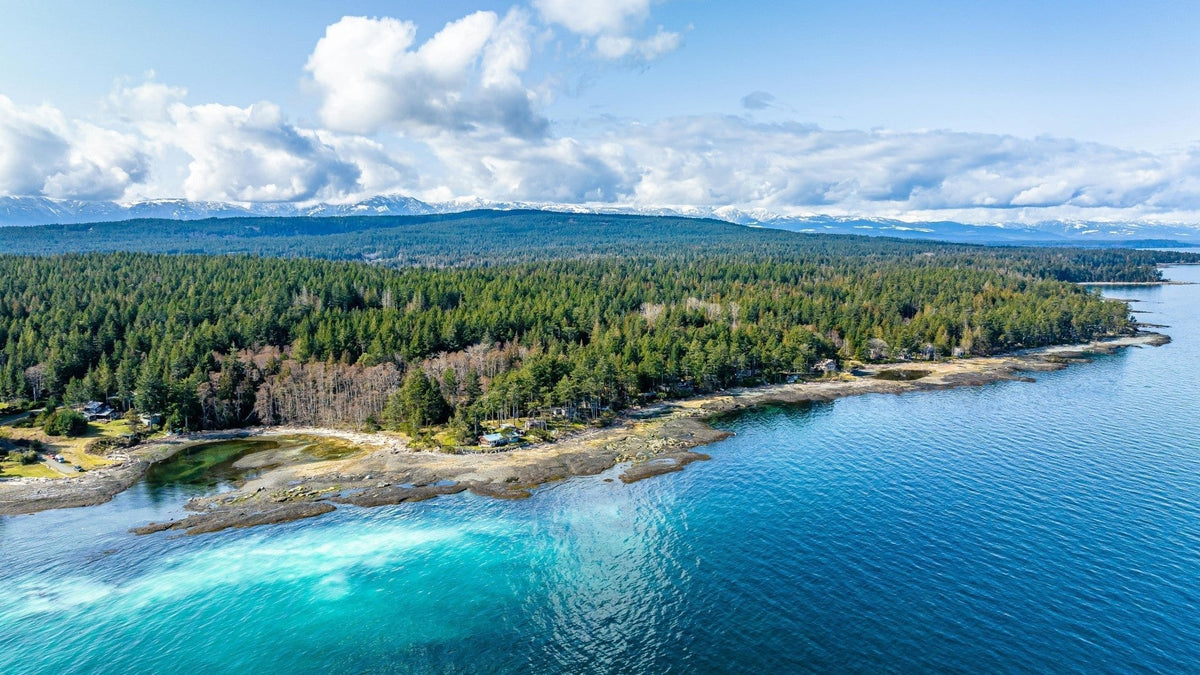 Boating in British Columbia: A Guide to Navigating Vancouver, Gulf ...